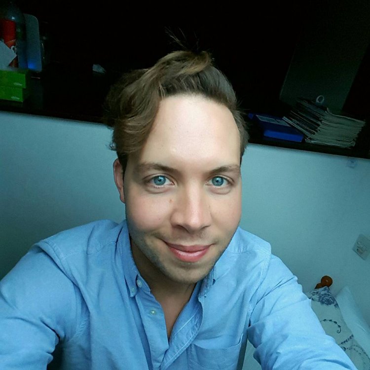 Christopher Lowrey (Counter-tenor) - Short Biography [More Photos]